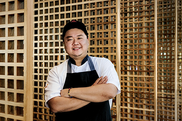 Adega Santiago Asador recebe o chef Thiago Maeda para jantar ...