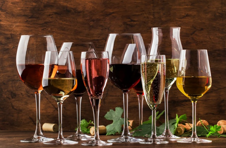 Quando Usar Cada Taça De Vinho — E Por Que Isso Faz Diferença Na Taça E ...